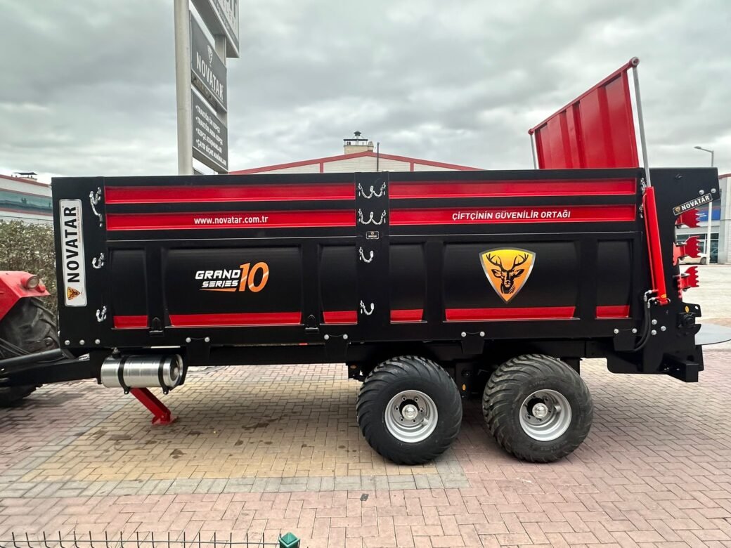 10 M³ Manure Spreader (Side Cover Openable) - Novatar Tarım Makinaları